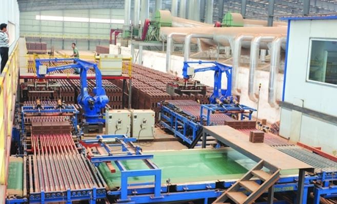 Robot Stacking Automatic Brick Making Machine 800kg With Gripper